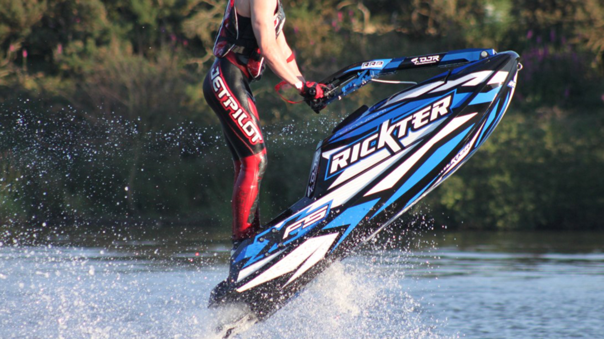 Formax – Angeloni: Special carbon reinforcements for Rickter water-ski ...